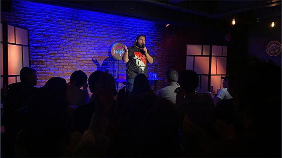Stand Up Turkey - English Comedy Night - Bu Performans kaçmaz diyorsan ...
